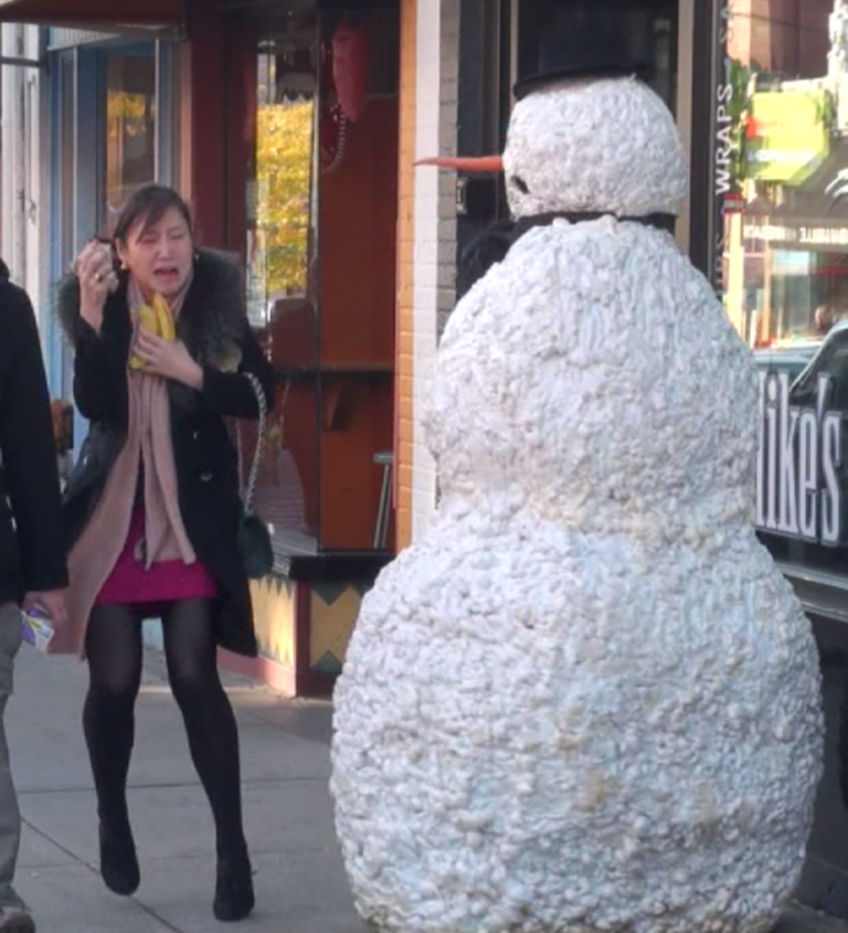 Freaky the Scary Snowman: Prank Videos that Promise a Laugh (and a ...