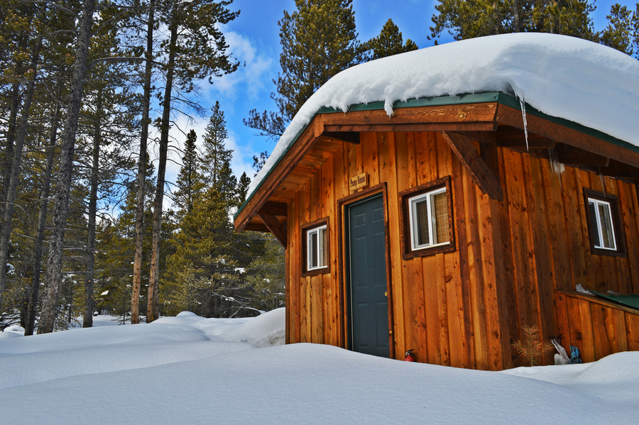4 Reasons Why Winter is the Best Time to Visit Backcountry Huts - 303 ...