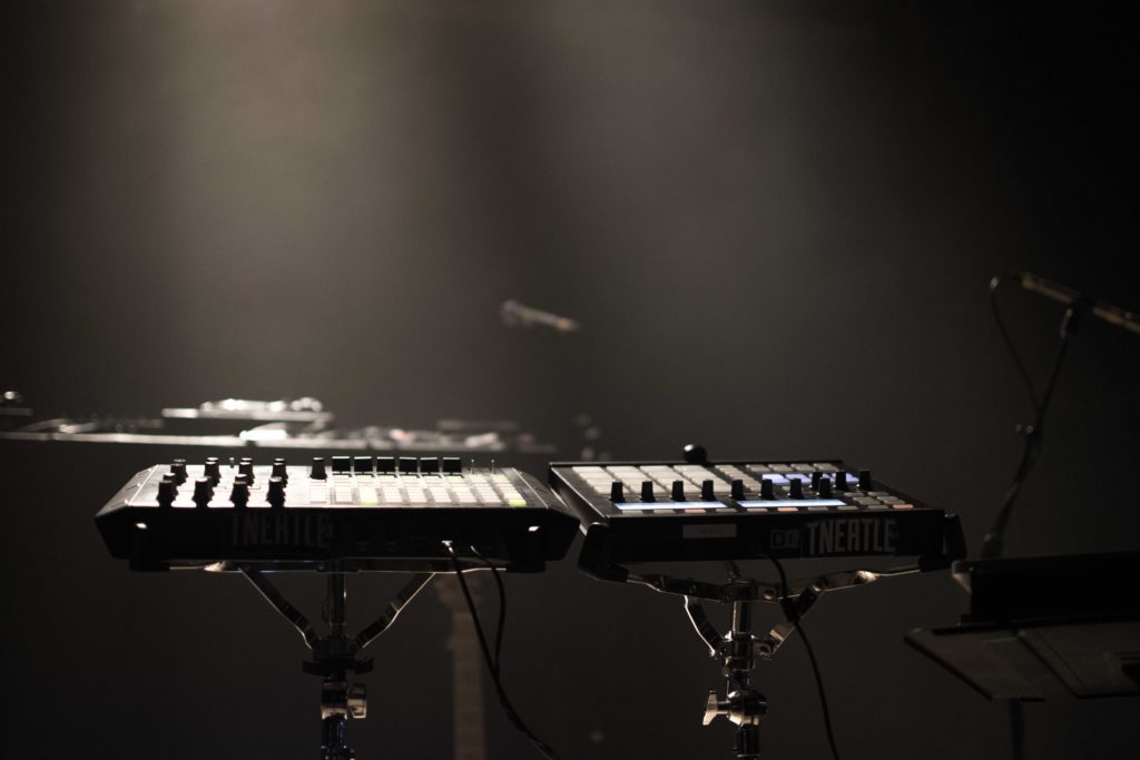 Review - RJD2 Reminded Us What DJ'ing is All About - 303 Magazine