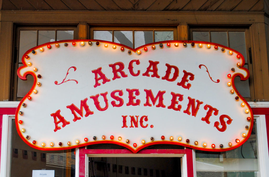 Old-fashioned Arcade Near Denver Offers Nearly 400 Games From the 1930 ...