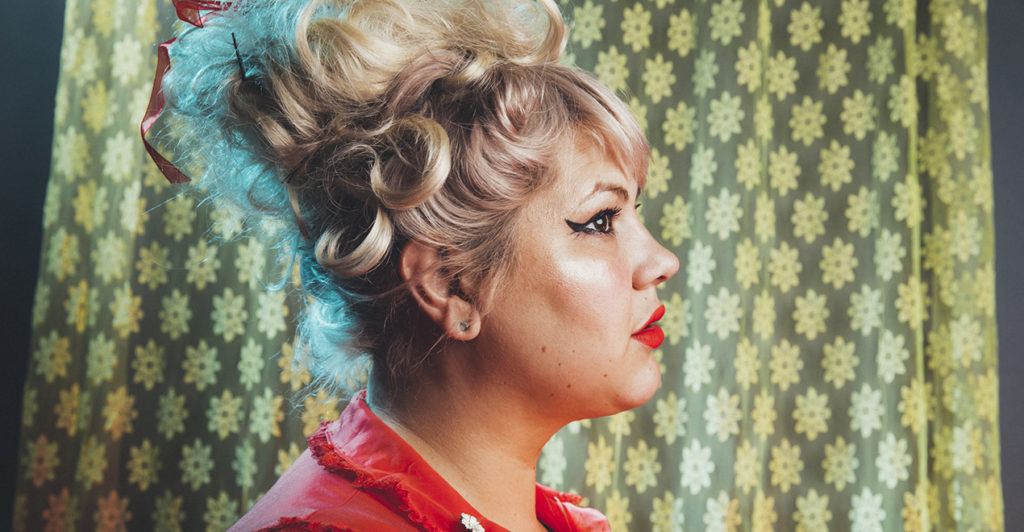 Review - Shannon Shaw & Robert Finley Stole the Show from Dan Auerbach ...