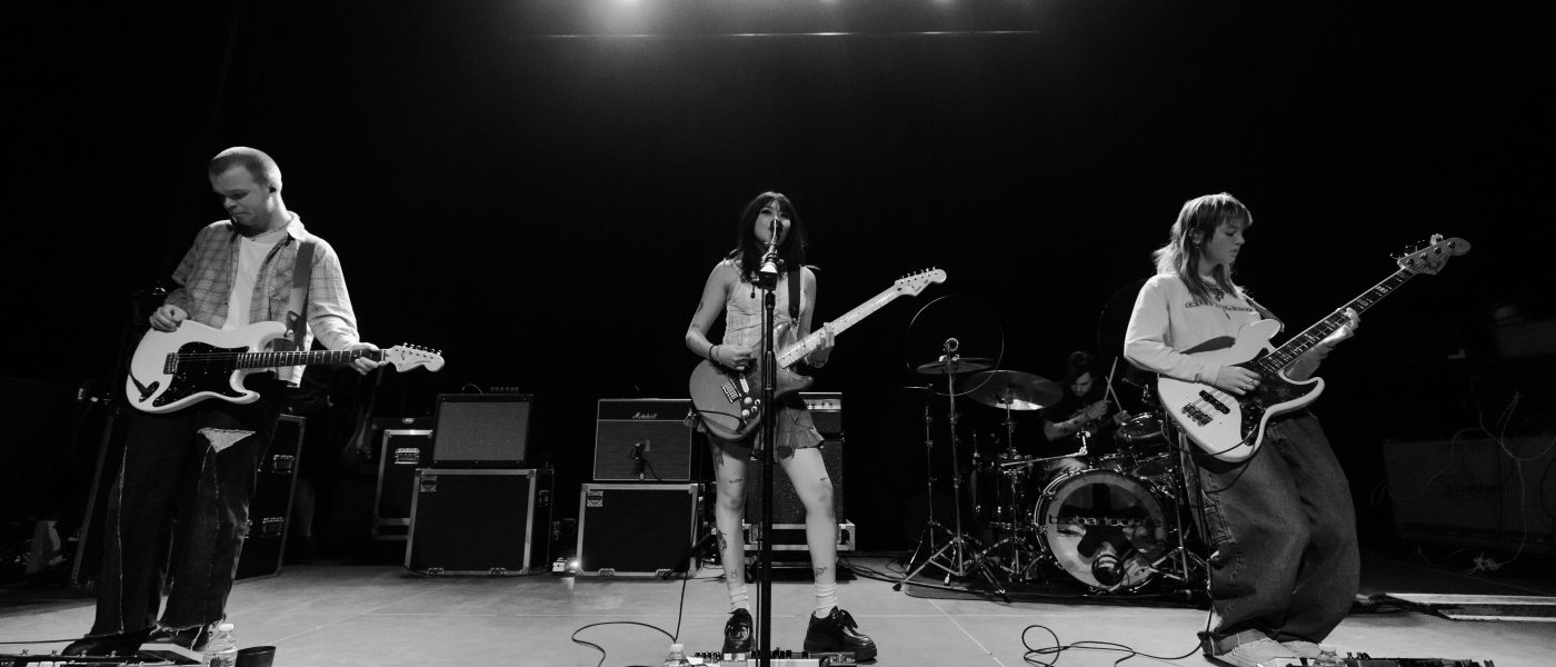 Review - Beabadoobee Delivered An Emotive Performance With Ease - 303 ...