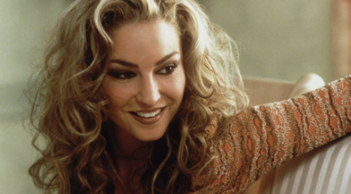 How to Achieve the Trendy “Mob Wife” Look From Professional Makeup ...