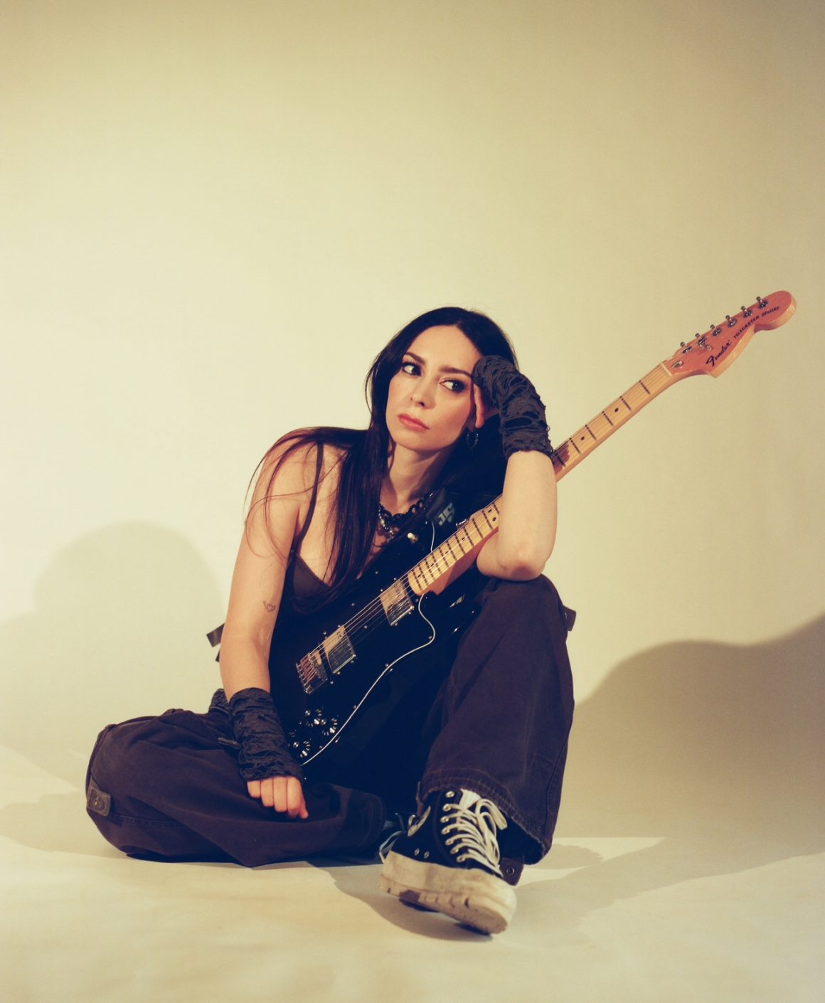 Profile — LØLØ is Unfiltered and Unstoppable on Debut Album "Falling ...