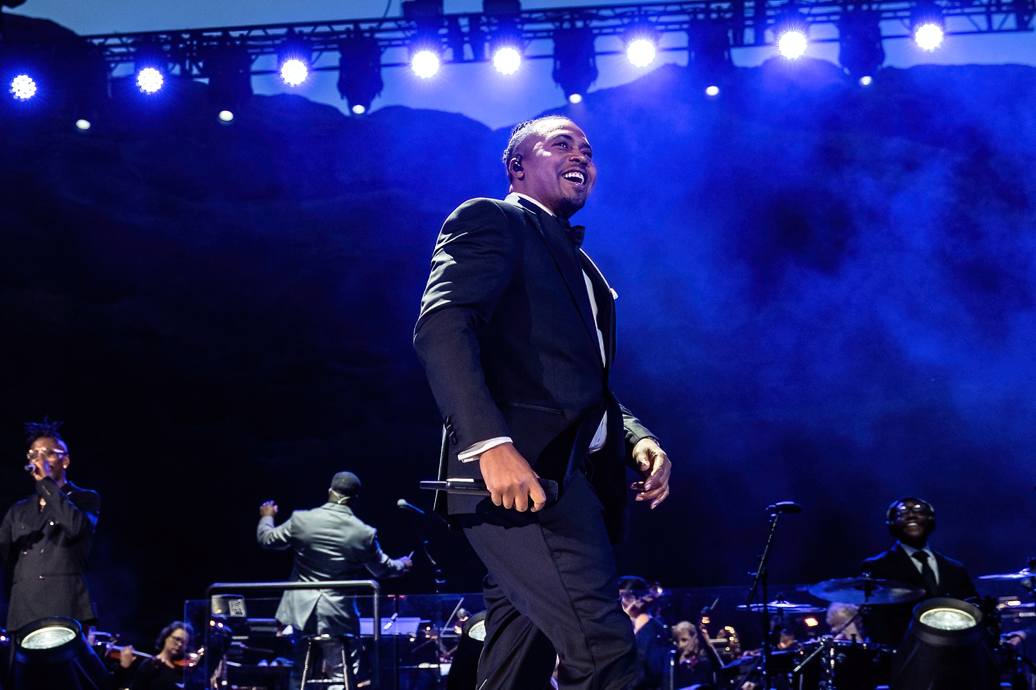 Review — Nas Performs With The Colorado Symphony and Tobe Nwigwe at Red ...