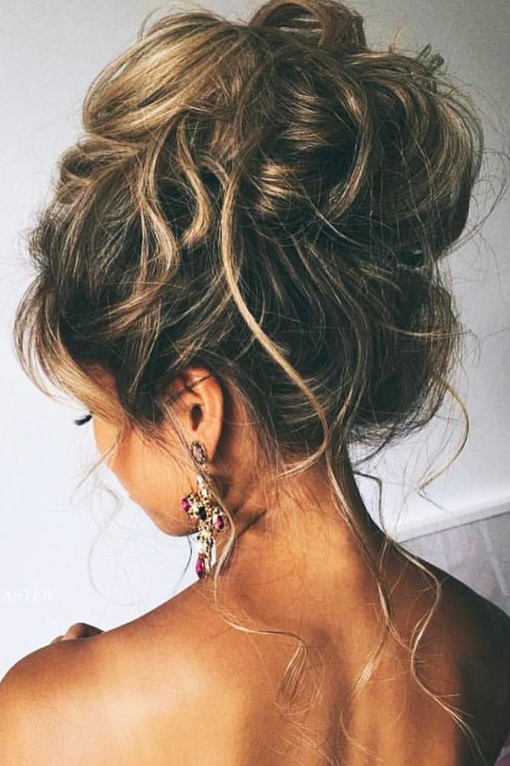 New Year, New Do: Hair Trends to Transform Your Look in 2025 - 303 Magazine